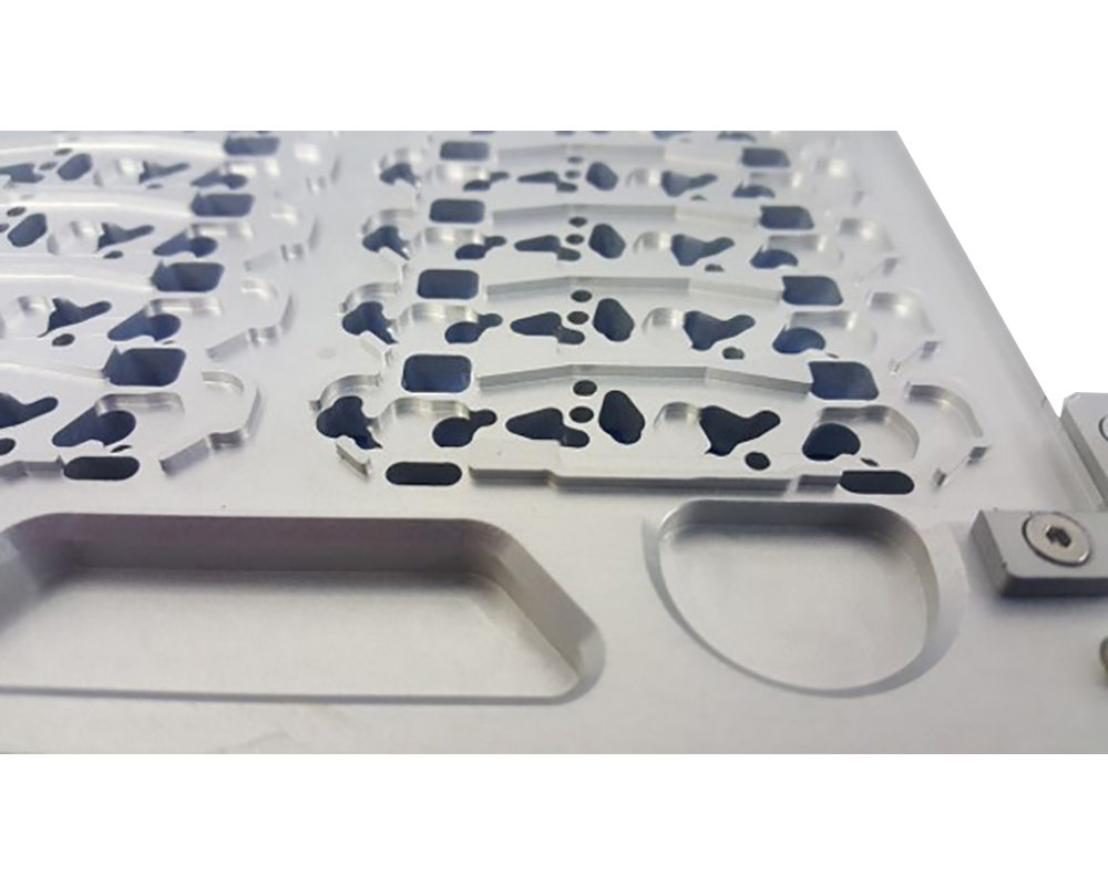 Router depaneling – Schaefer-Tech